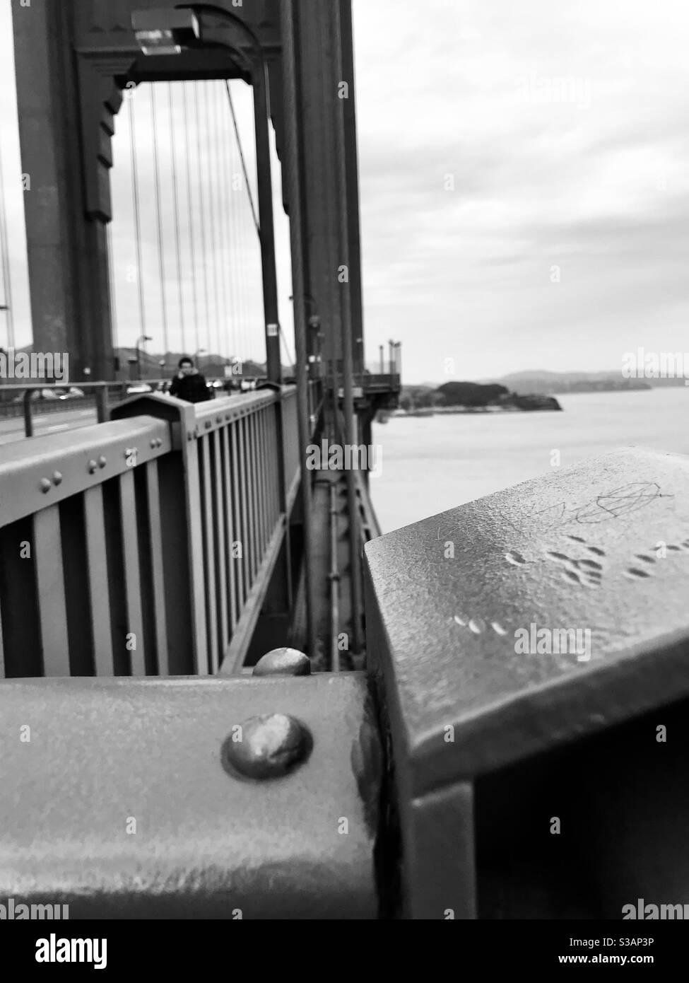 Close Up Golden Gate Bridge High Resolution Stock Photography and ...