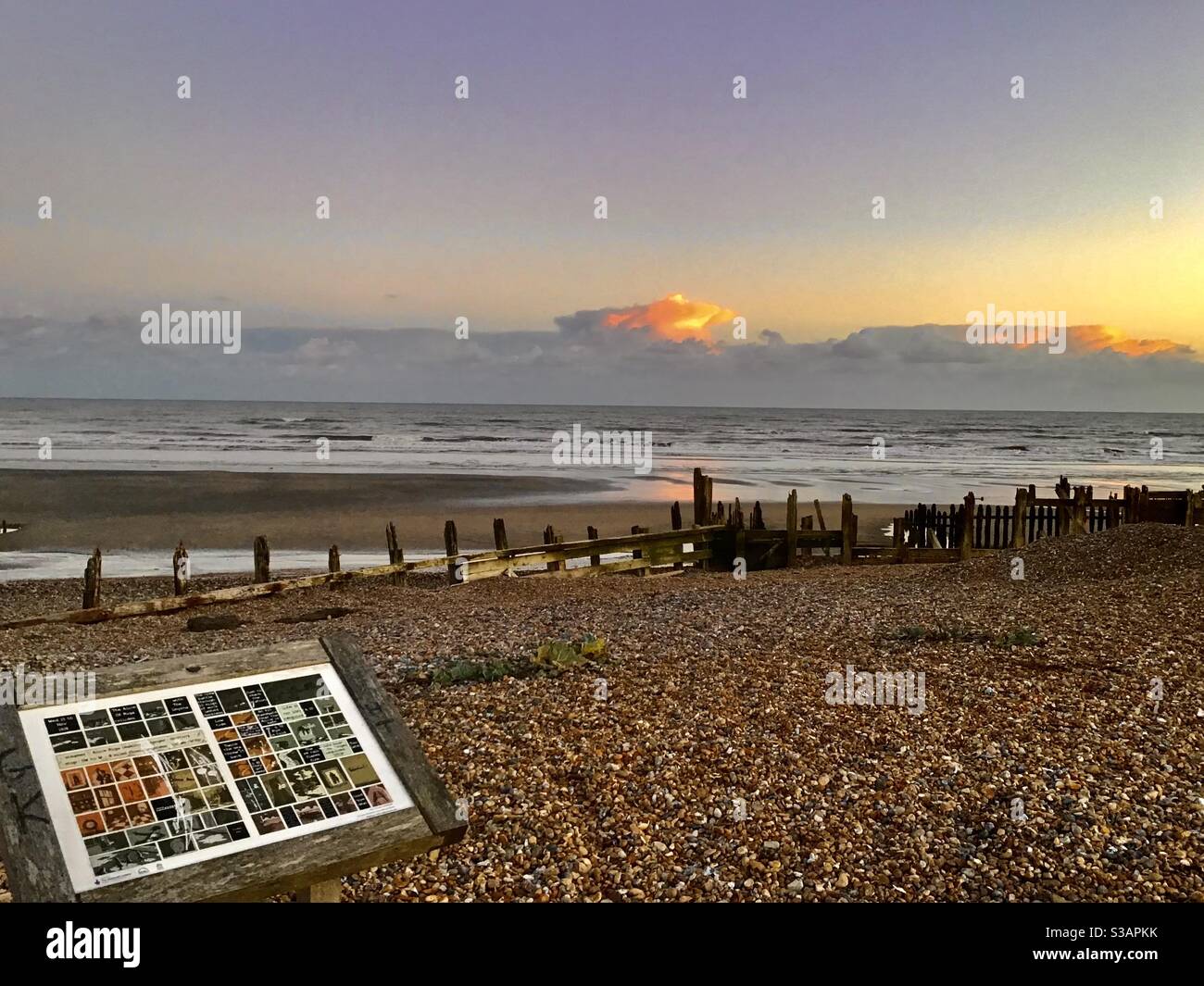Sand shingle nature reserve hi-res stock photography and images - Alamy