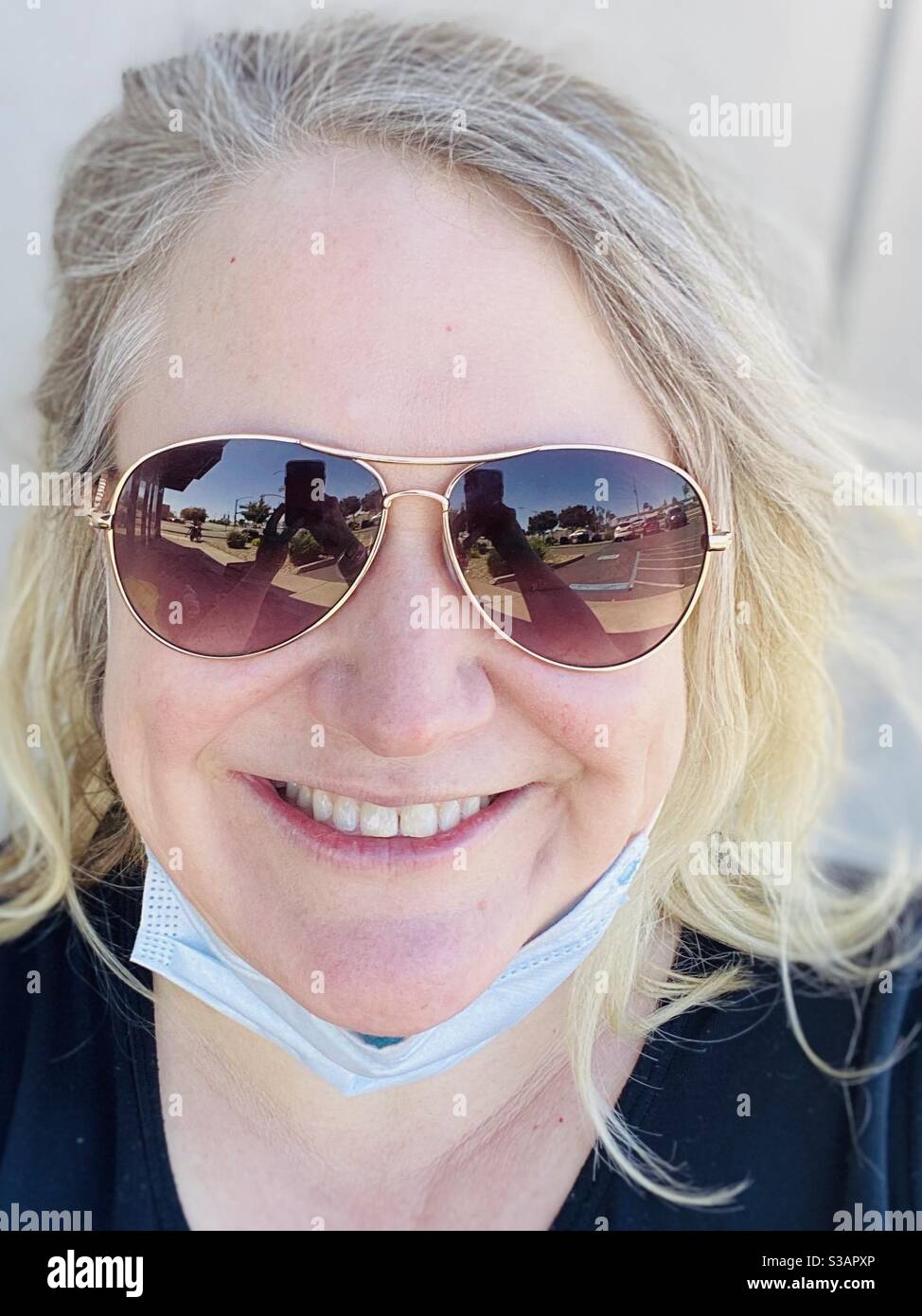 Women and mask hi-res stock photography and images - Alamy