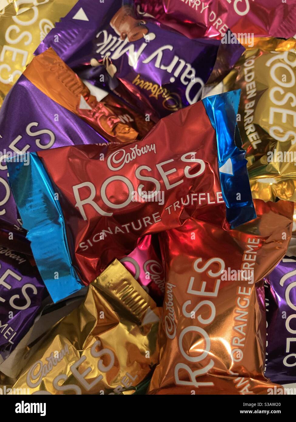 Cadbury roses chocolates hi-res stock photography and images - Alamy