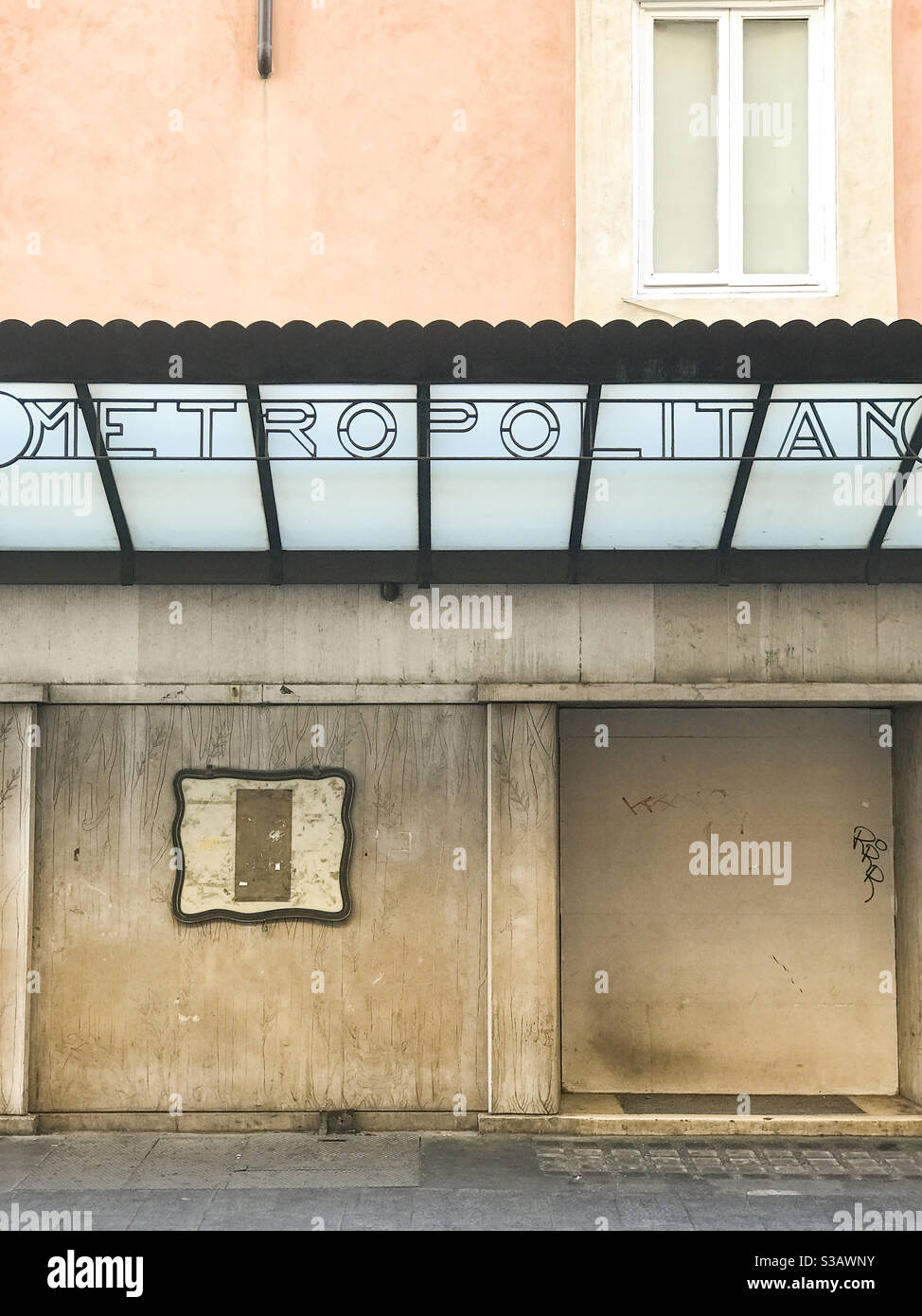 Street vatican rome sign hi-res stock photography and images - Alamy