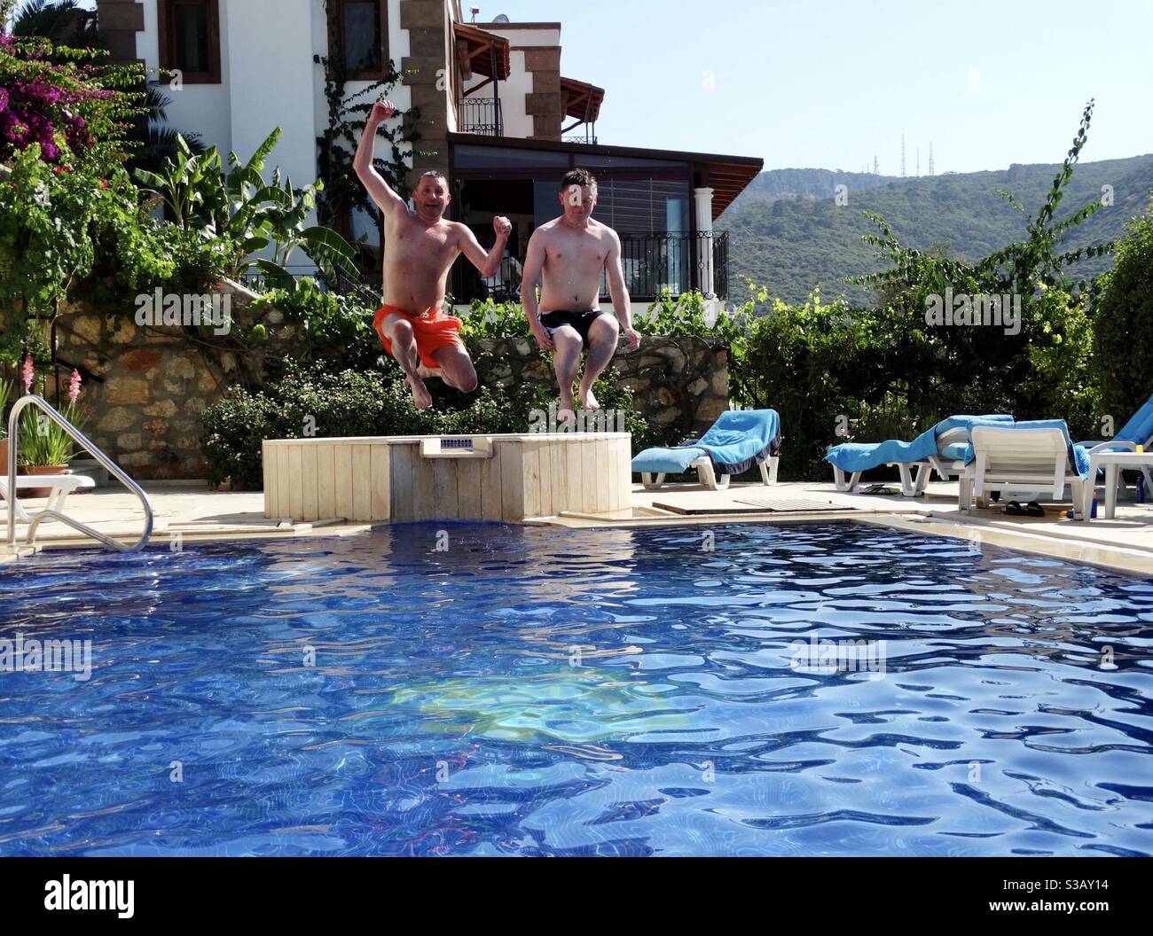 Jump swimming pool splash hi-res stock photography and images - Alamy