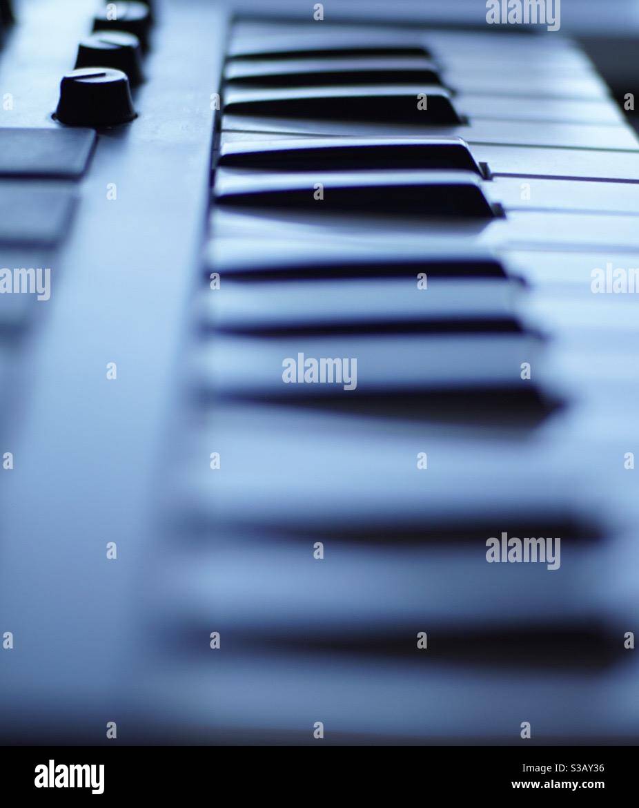 Piano keys notes hi-res stock photography and images - Alamy