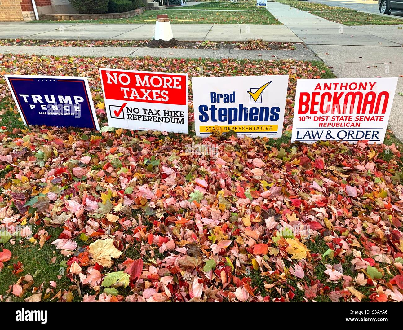 Signs posted hi-res stock photography and images - Alamy