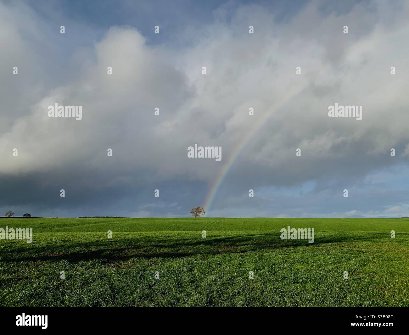 Free rainbow hi-res stock photography and images - Alamy