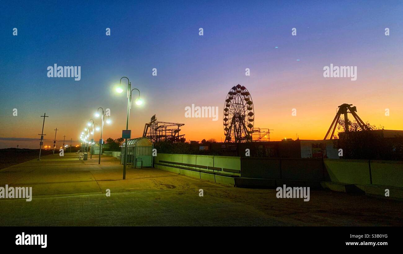 Skegness seafront hi-res stock photography and images - Alamy