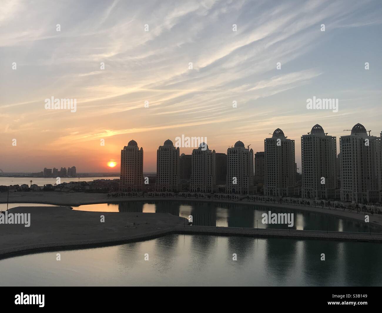 Pearl beach qatar hi-res stock photography and images - Alamy