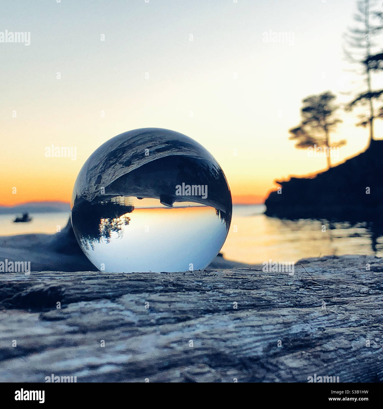 Glass orb hi-res stock photography and images - Alamy