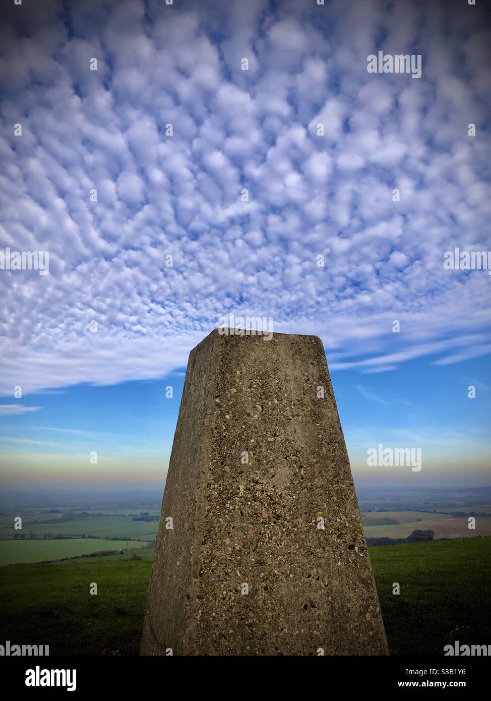 Ivinghoe Beacon High Resolution Stock Photography and Images - Alamy