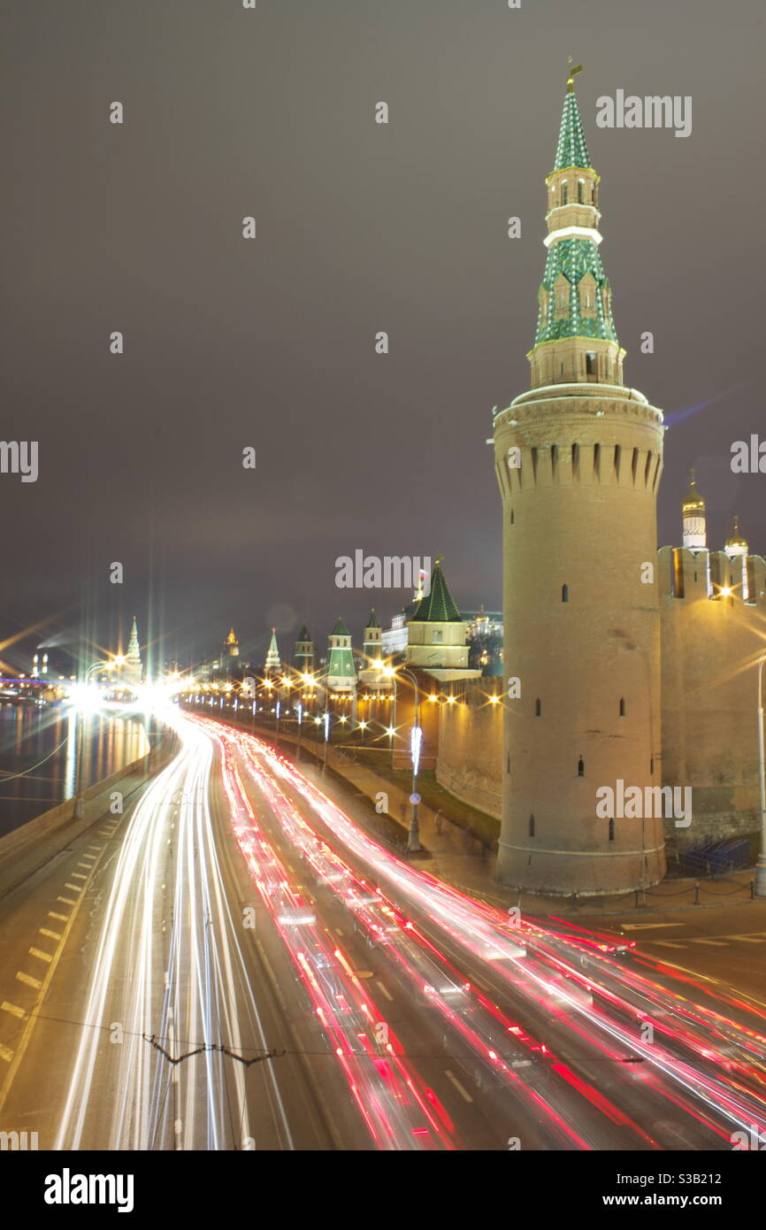 Hero city hi-res stock photography and images - Alamy