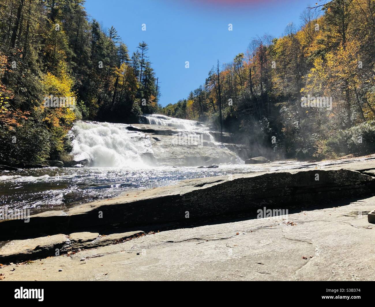Fall colors waterfall hi-res stock photography and images - Alamy