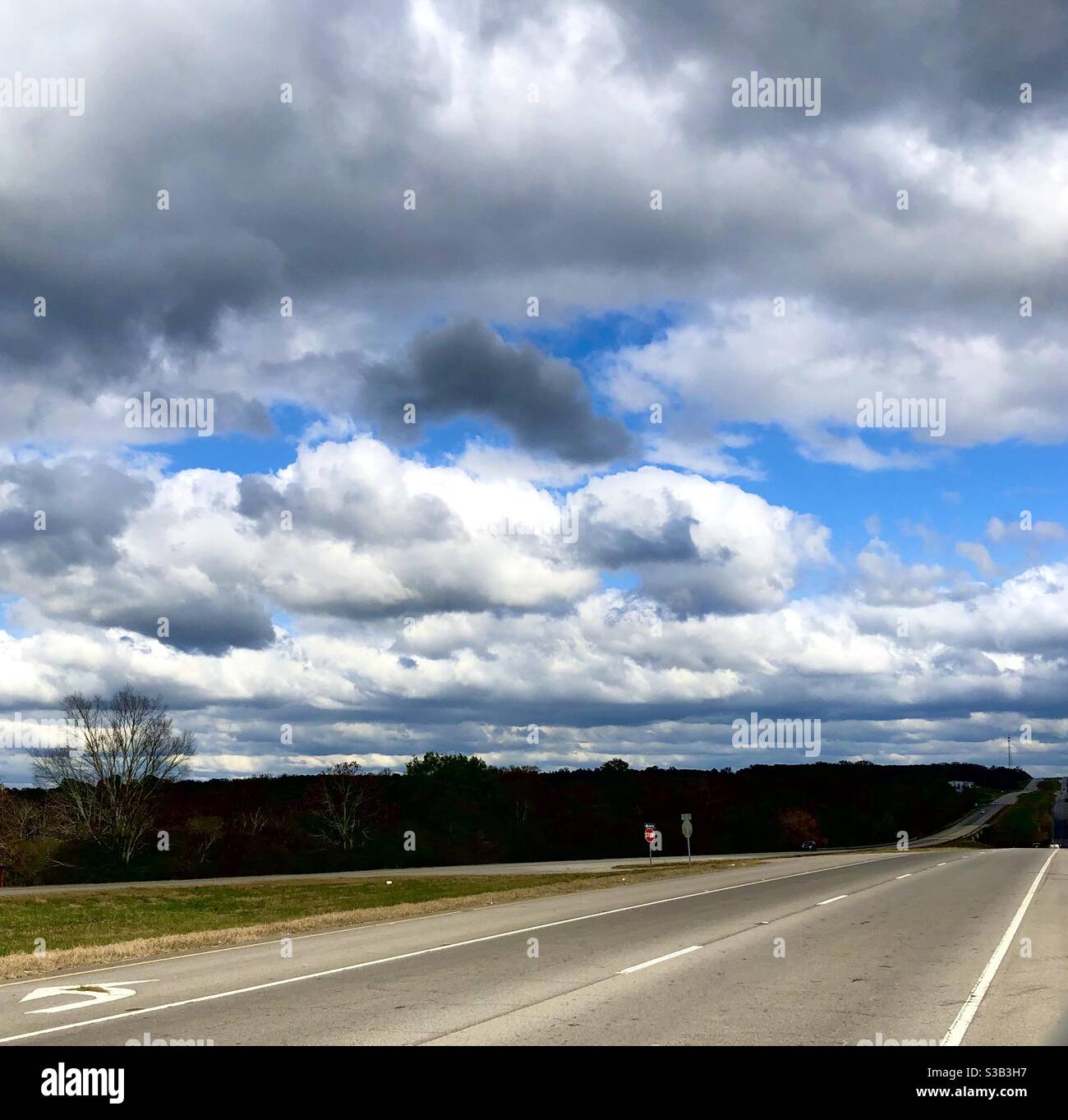 Rolling clouds hi-res stock photography and images - Alamy