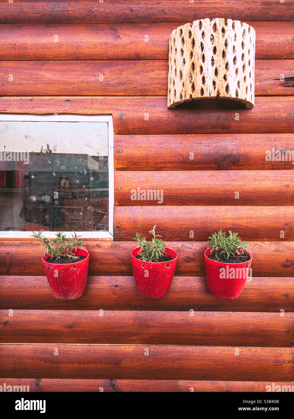 Beautiful hut hi-res stock photography and images - Alamy