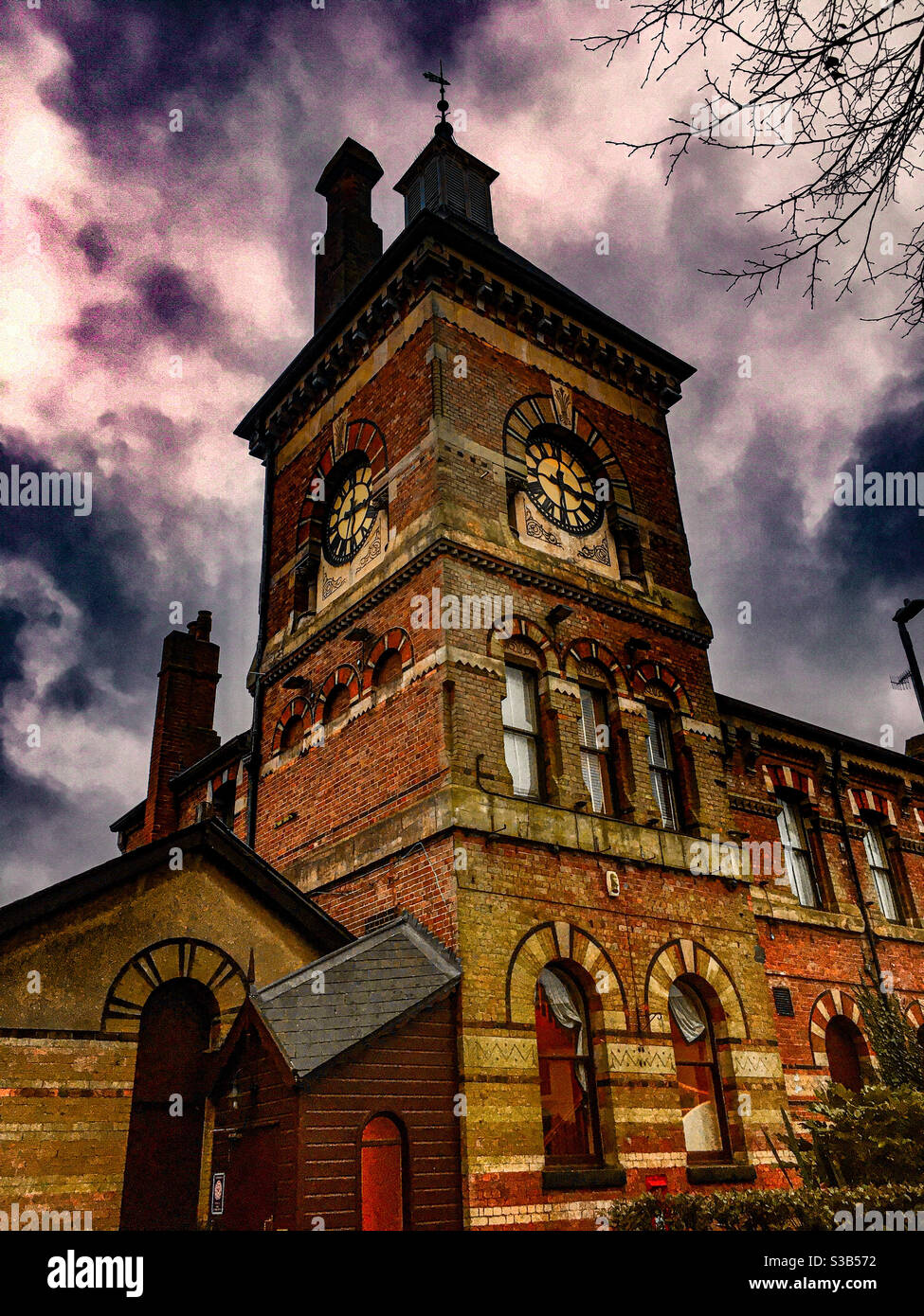 Victorian Station High Resolution Stock Photography and Images - Alamy