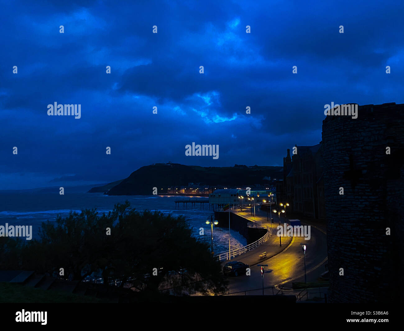News uk hi-res stock photography and images - Alamy