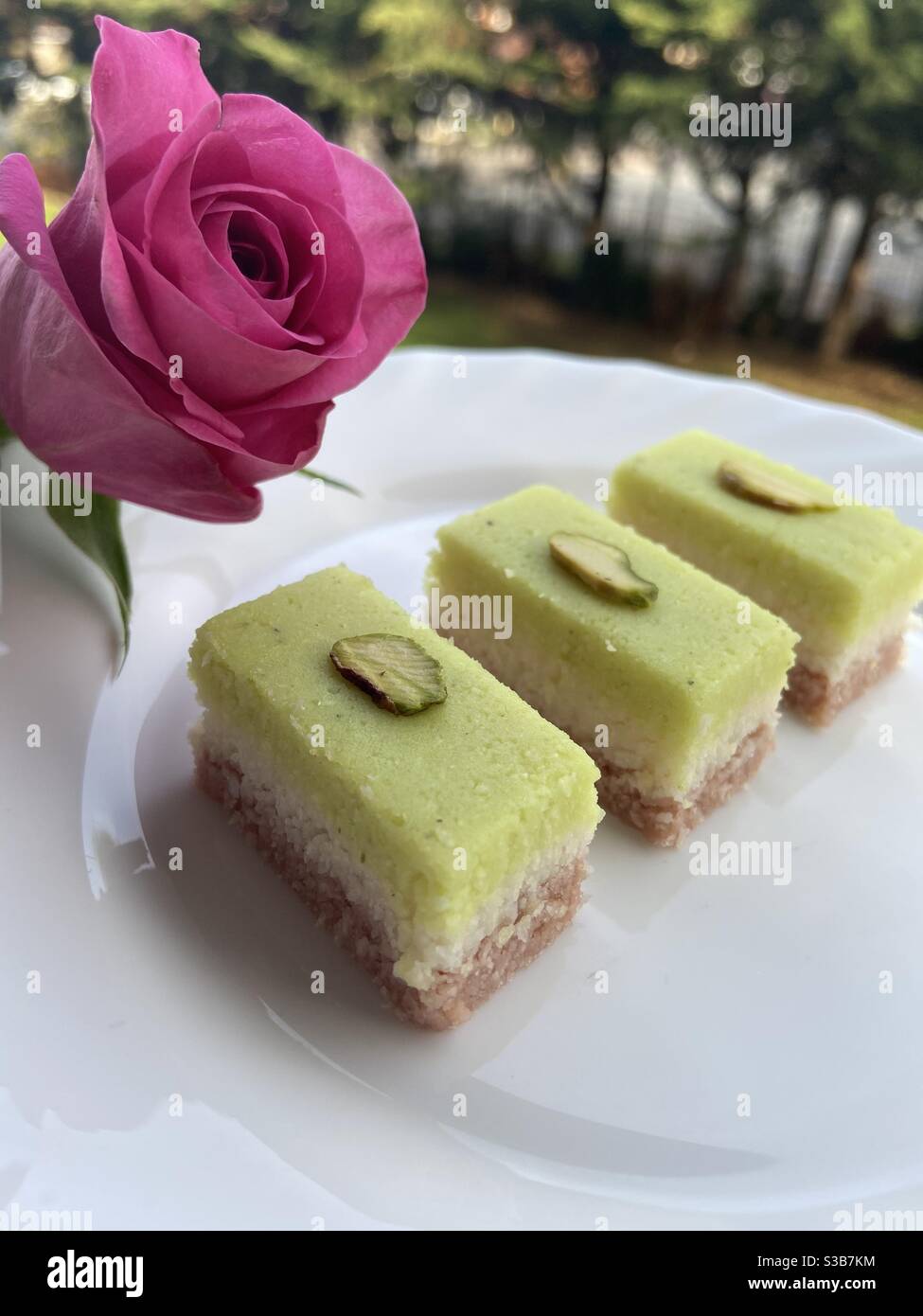 Mithai hi-res stock photography and images - Alamy