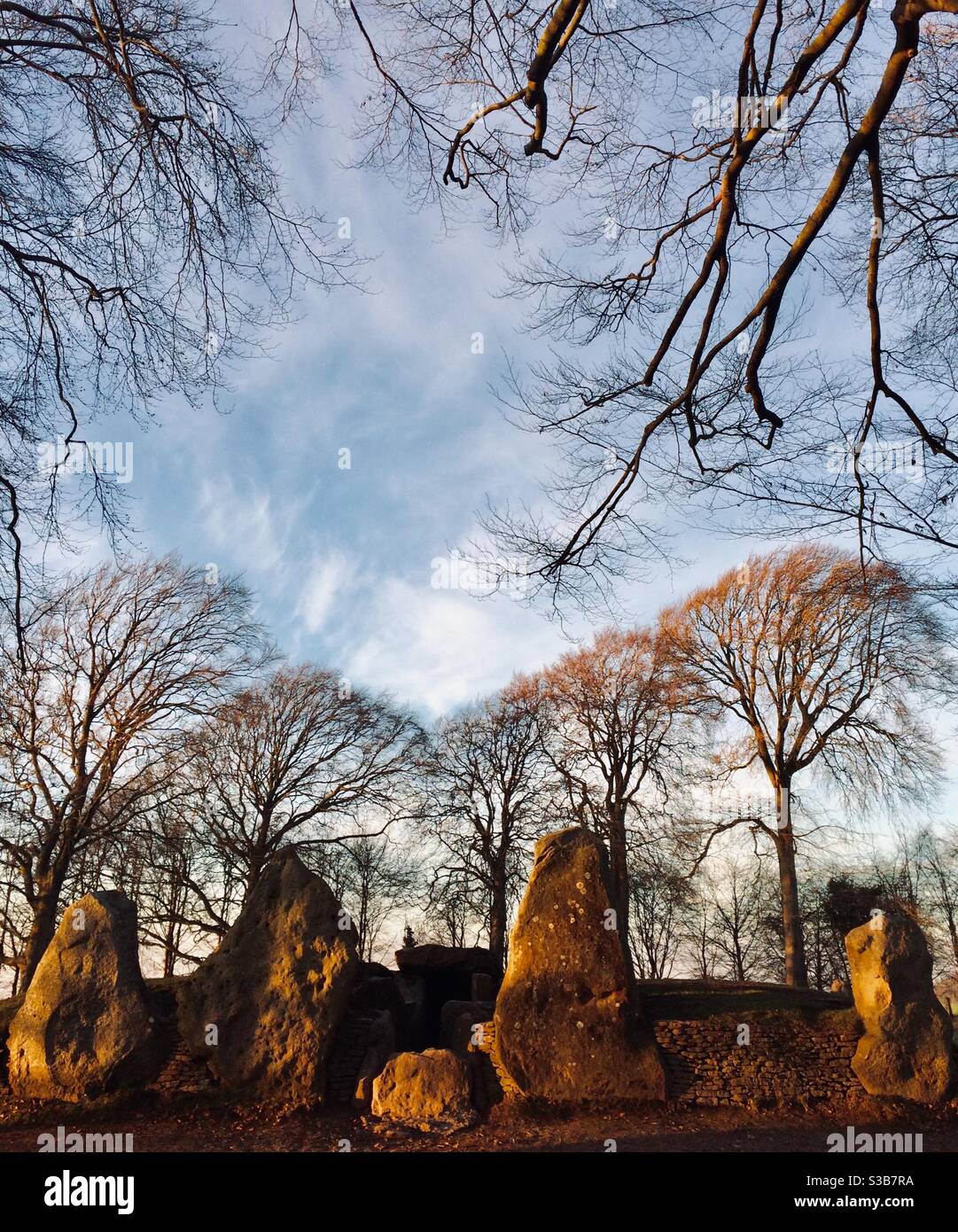 English burial hi-res stock photography and images - Alamy