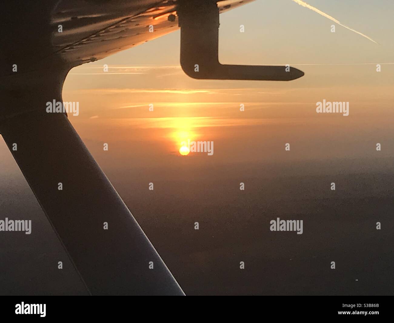 Pilots view hi-res stock photography and images - Alamy