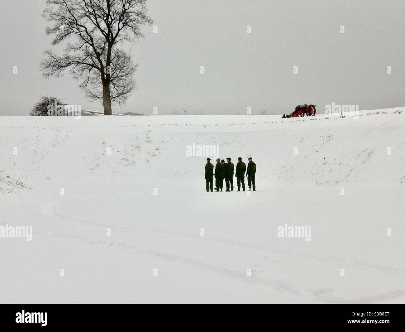 Training soldiers hi-res stock photography and images - Alamy