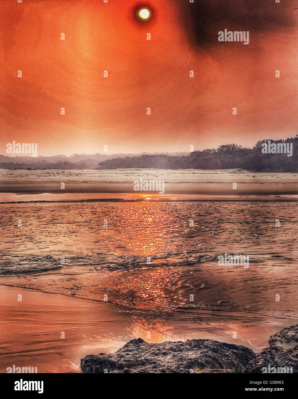 Shades of orange hi-res stock photography and images - Alamy