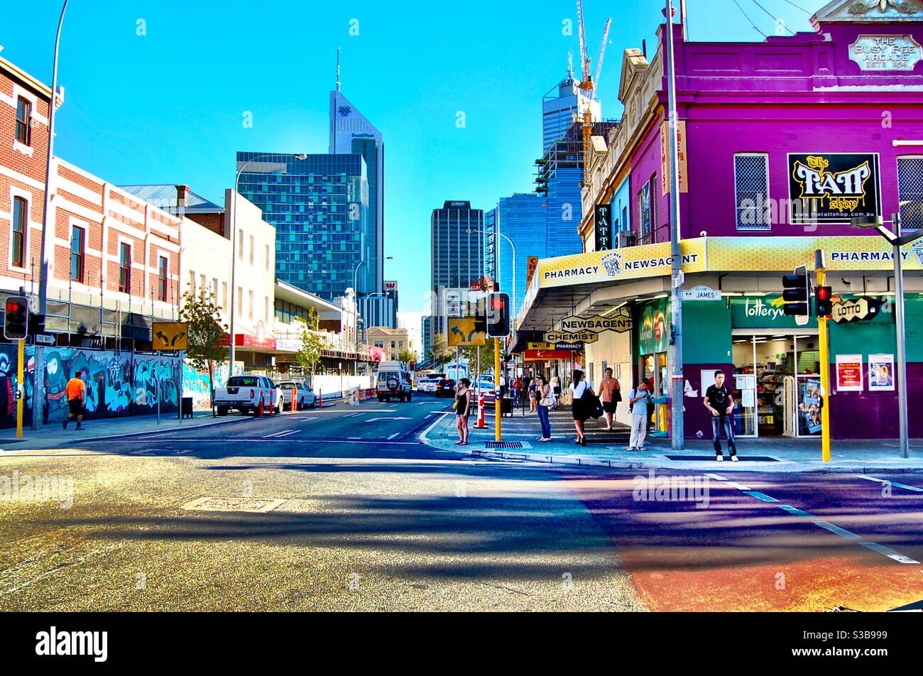 Vibrant city hi-res stock photography and images - Alamy