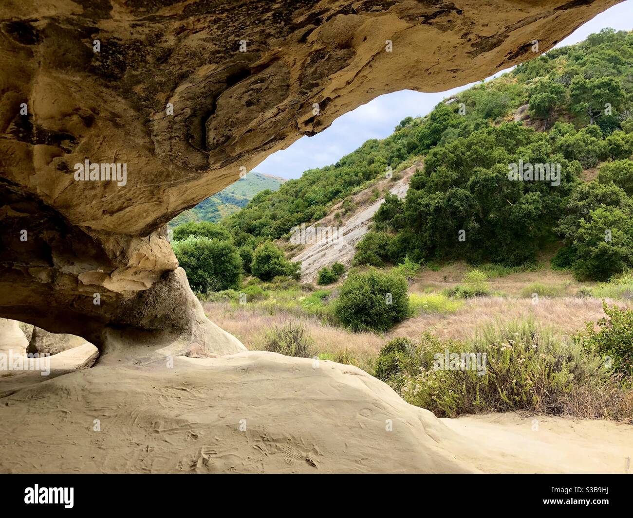 Parallelity hi-res stock photography and images - Alamy