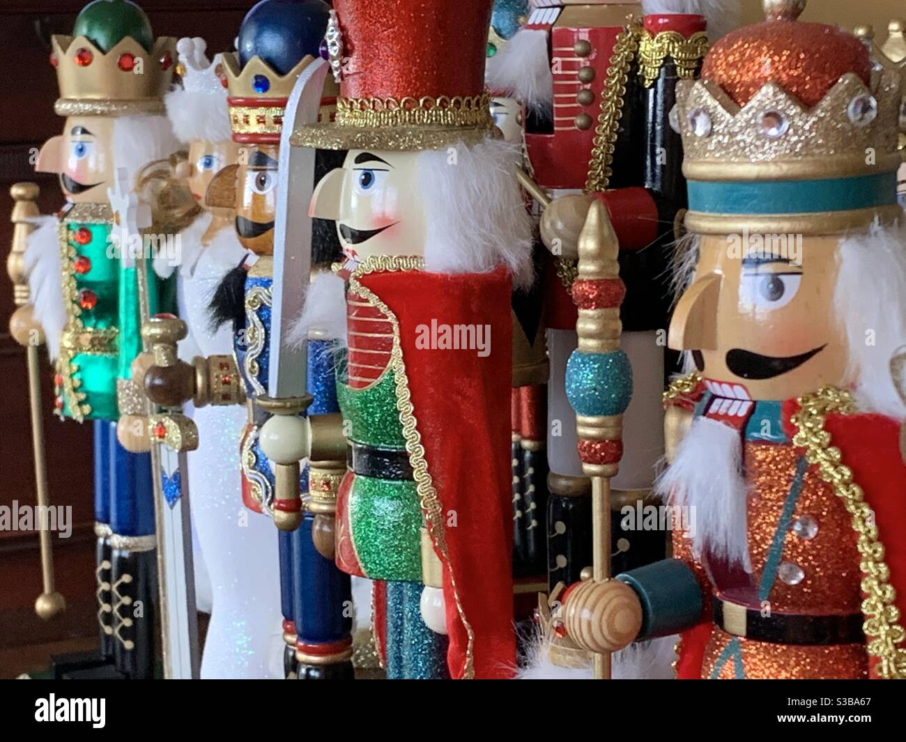 Nutcrackers hi-res stock photography and images - Alamy