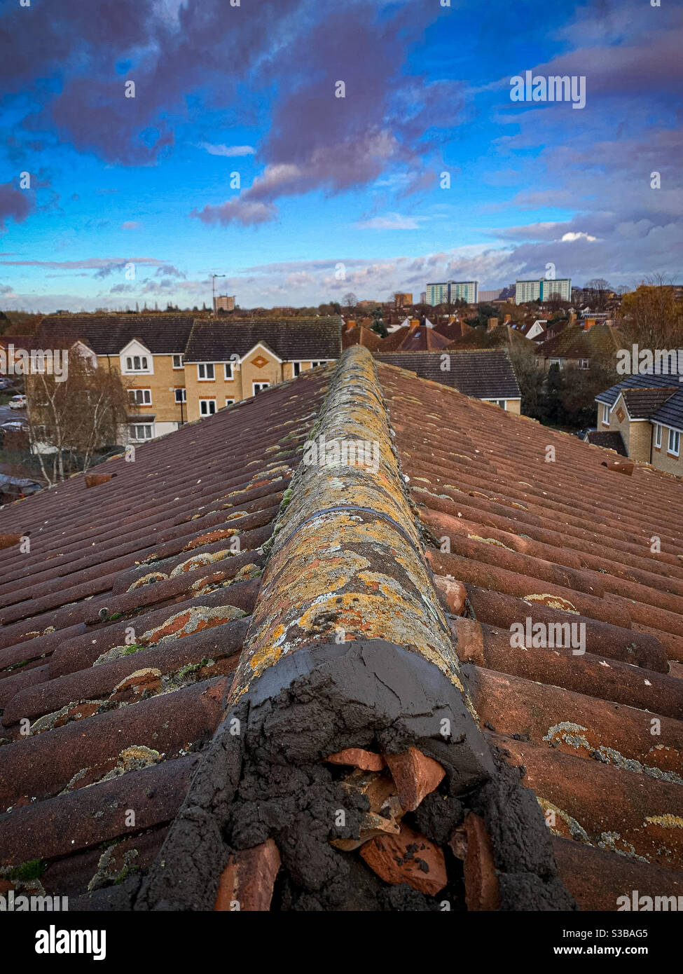 Rooftop rooftops hi-res stock photography and images - Alamy