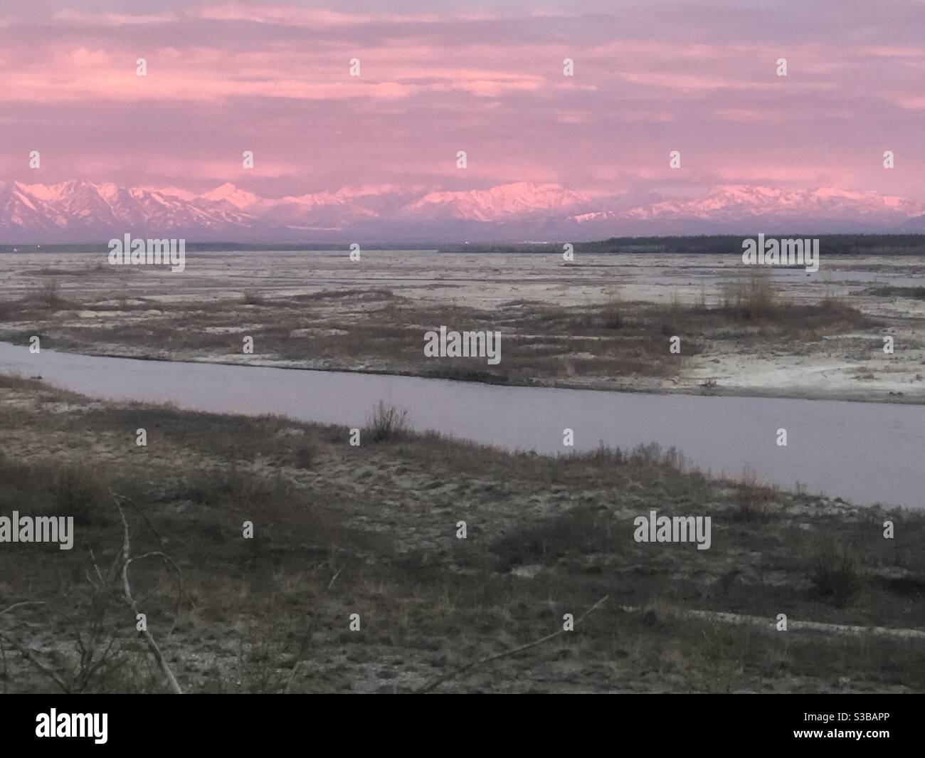 Pink alpenglow hi-res stock photography and images - Alamy
