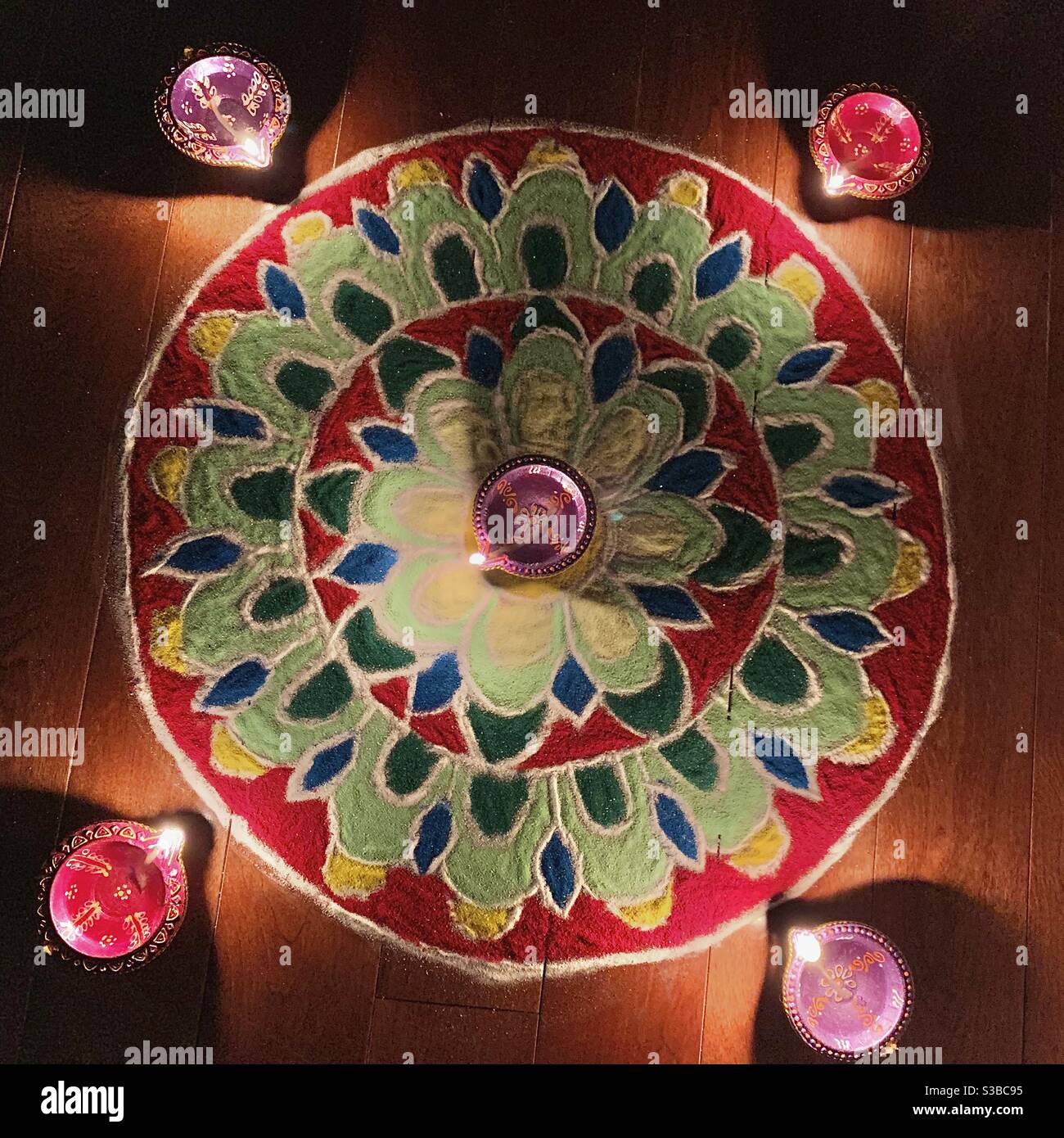 Diwali rangoli colors hi-res stock photography and images - Alamy