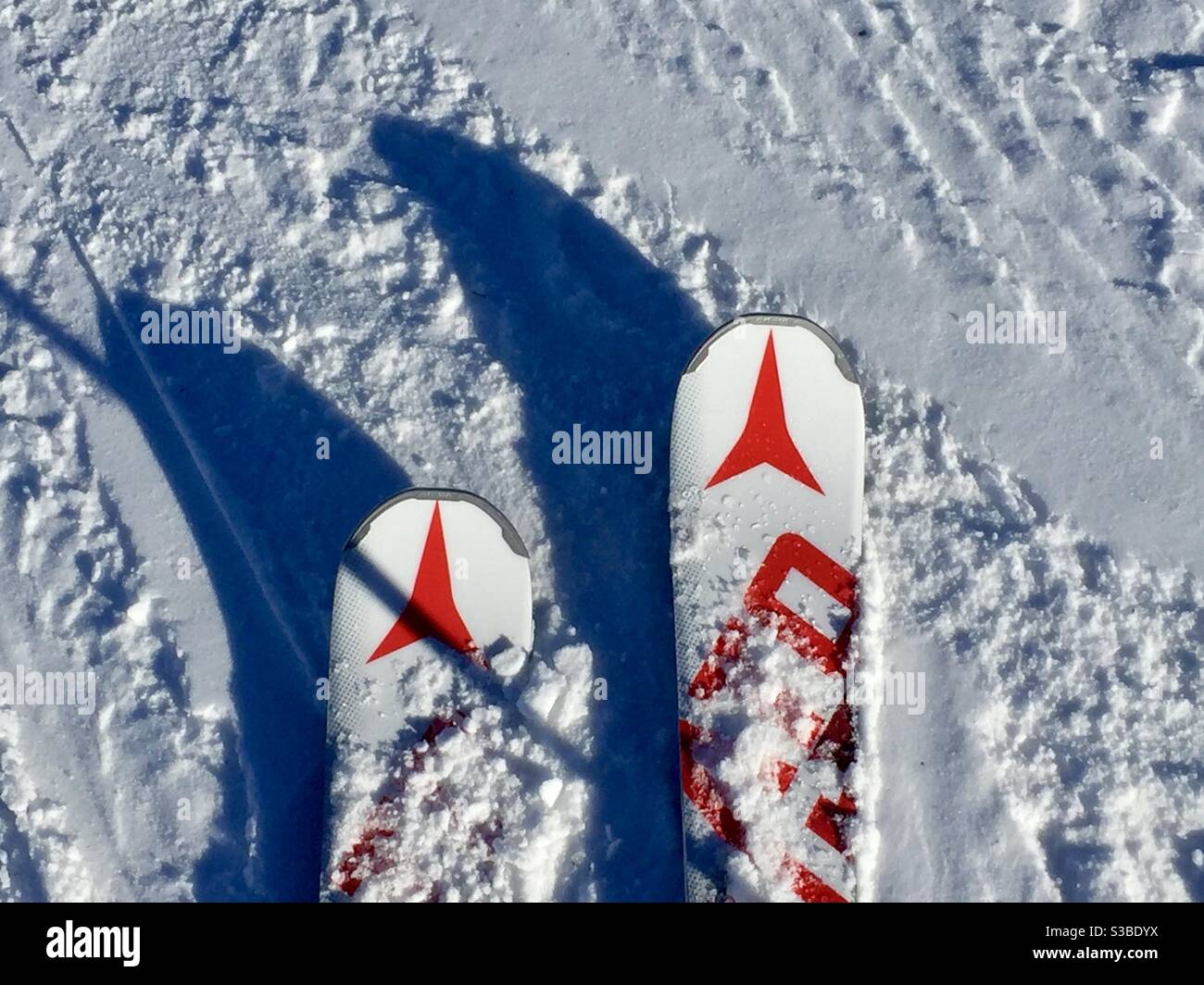 Atomic skis hi-res stock photography and images - Alamy