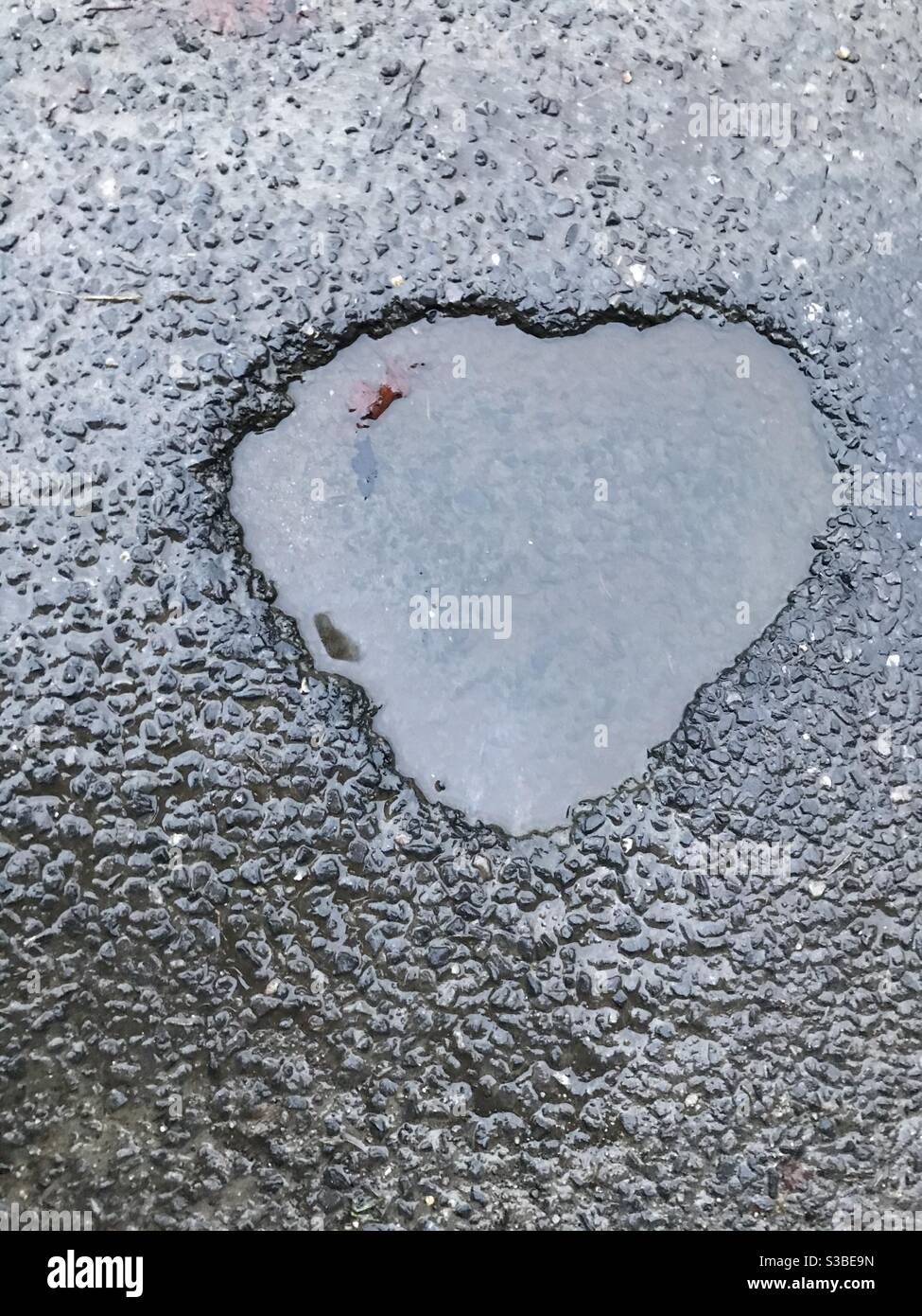Heart puddle hi-res stock photography and images - Alamy