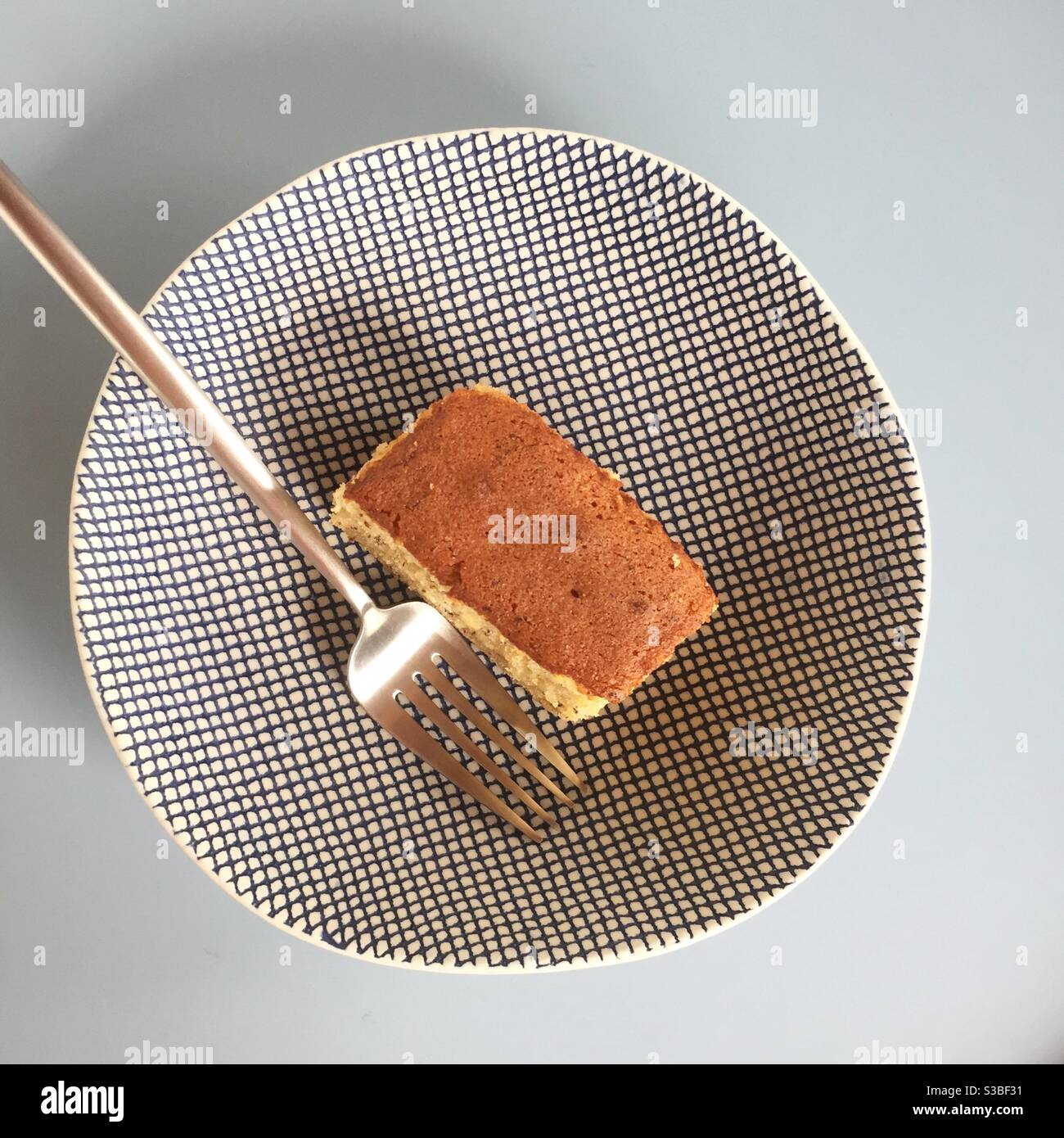 Rectangular cake hi-res stock photography and images - Alamy