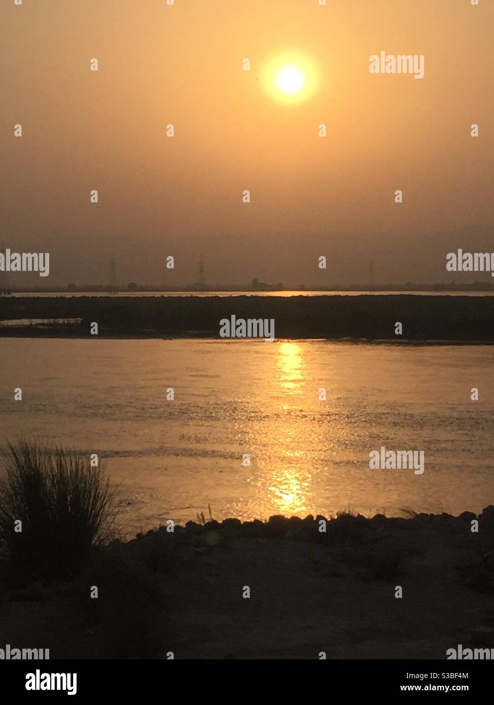 Golden hour time and perfect scene at Indus River Pakistan. A beautiful ...