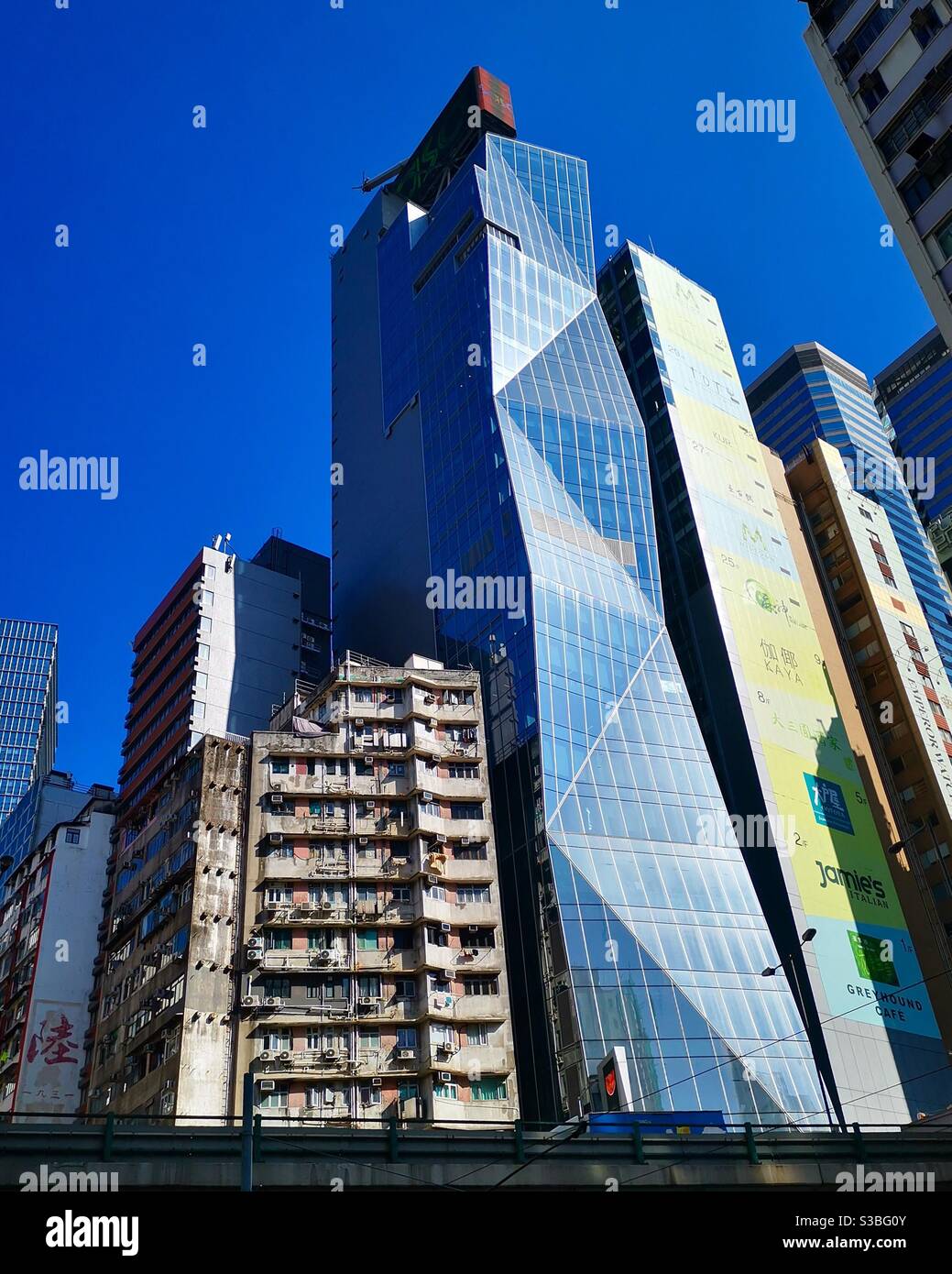 Modern buildings next to old buildings in Causeway Bay, Hong Kong Stock ...