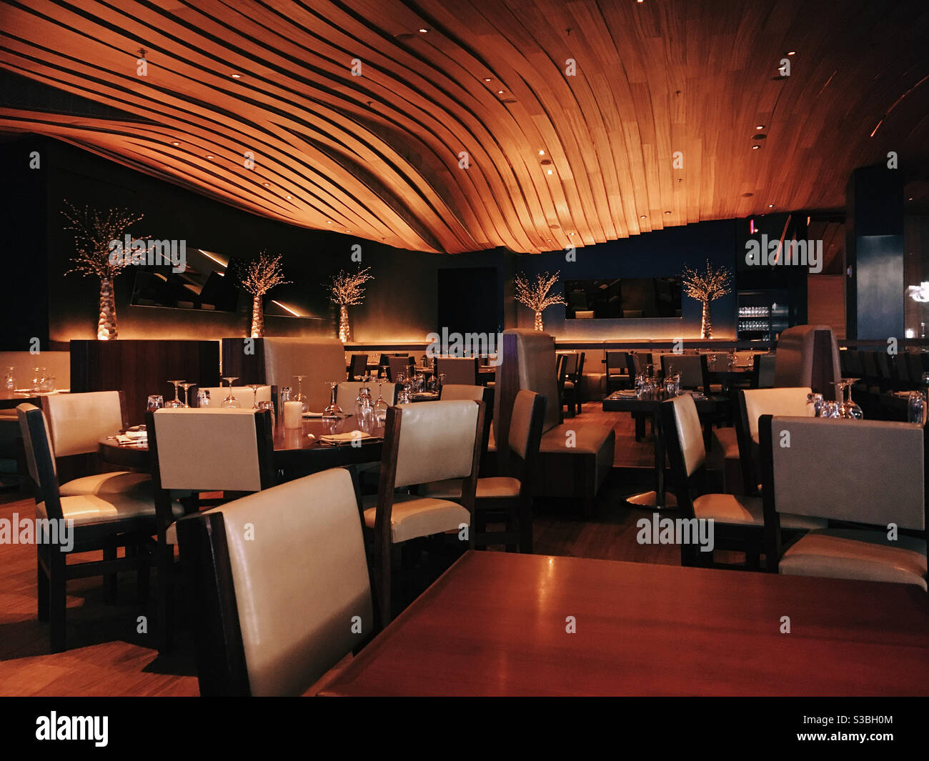 Vegas dining hi-res stock photography and images - Alamy