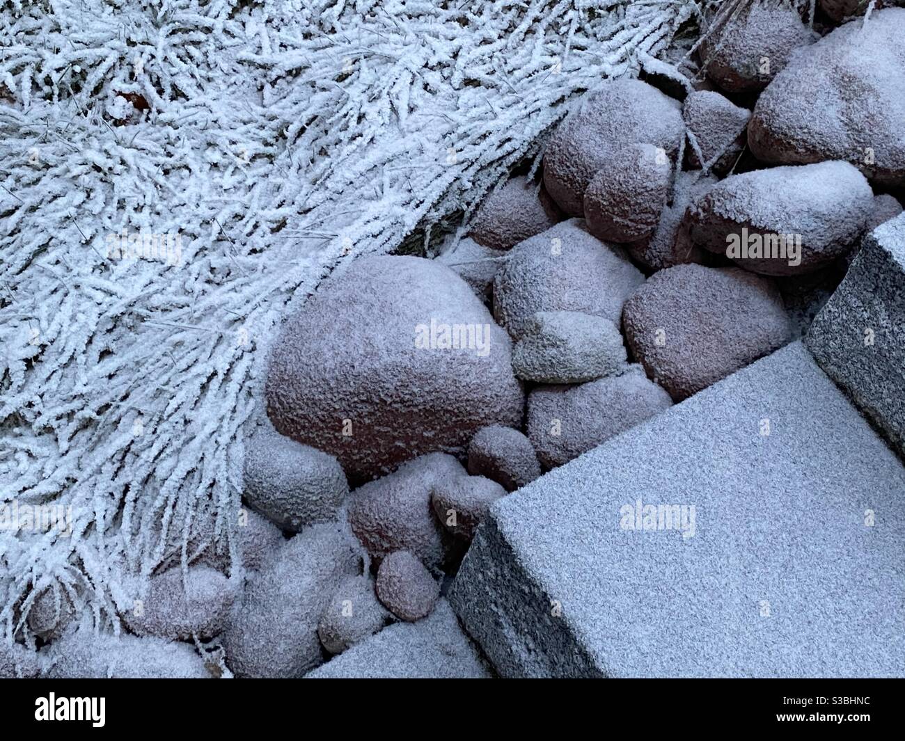 Rocks frost hi-res stock photography and images - Alamy