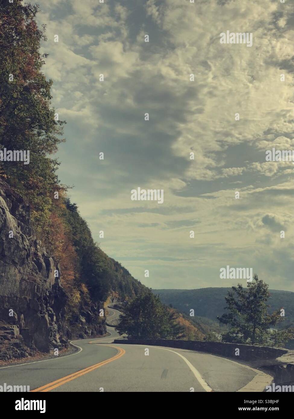 Windy fall hi-res stock photography and images - Alamy