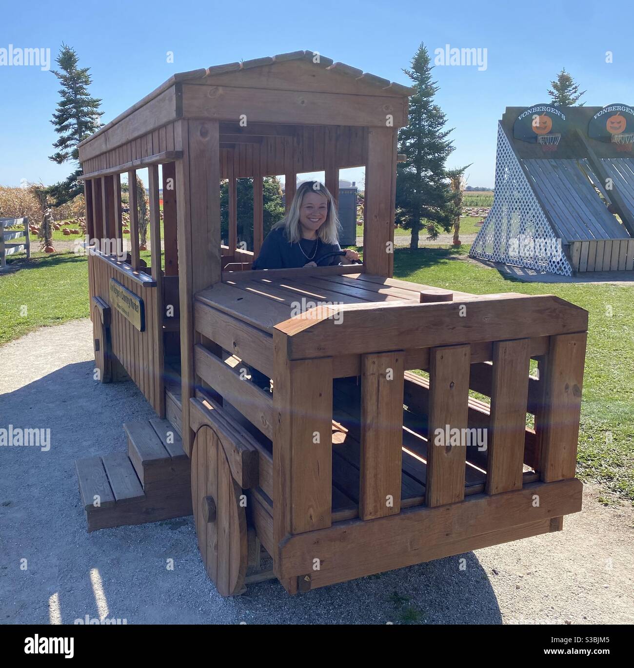 Play bus hi-res stock photography and images - Alamy