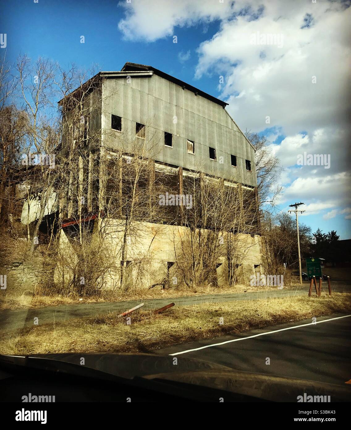 Old barns hi-res stock photography and images - Alamy