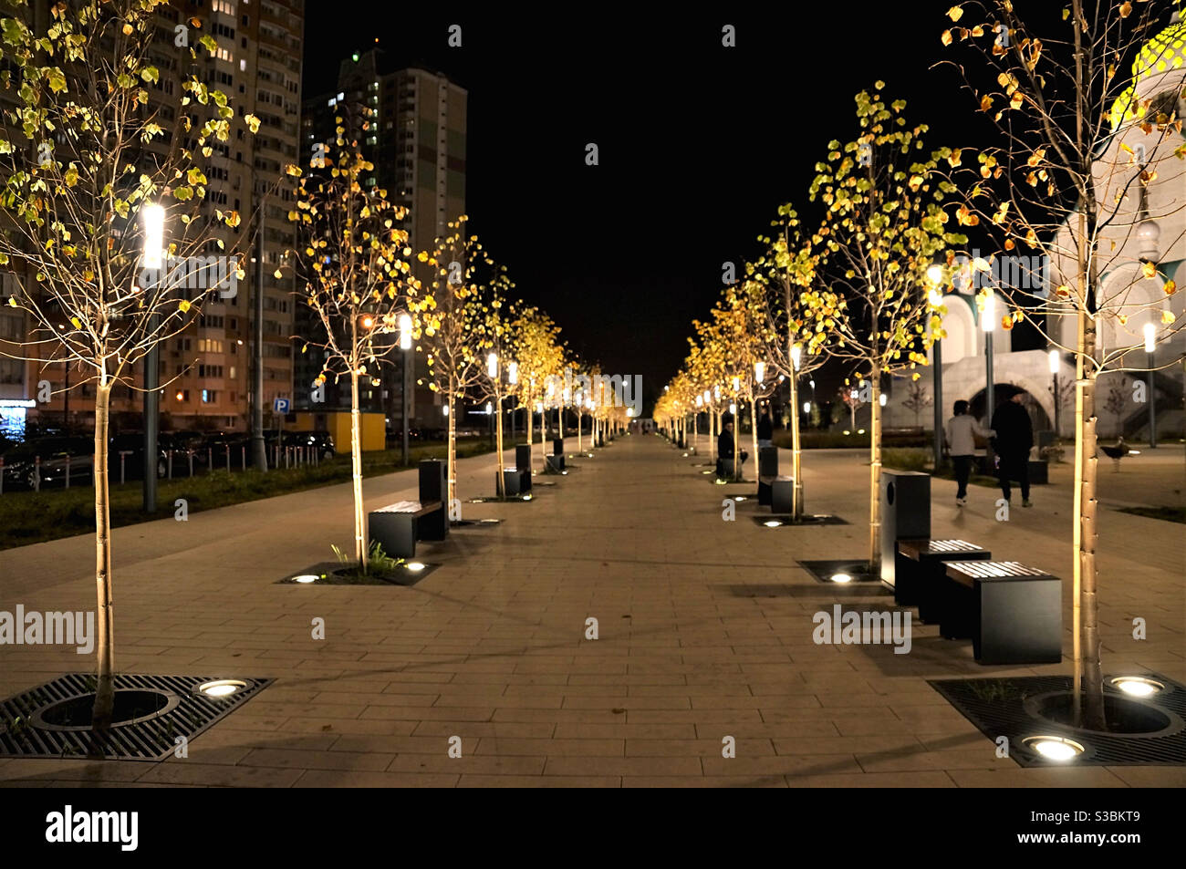 Night perspective hi-res stock photography and images - Alamy