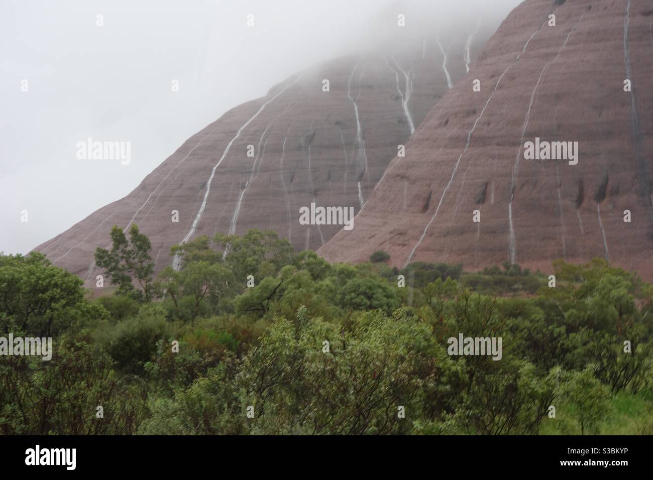 Rain rock hi-res stock photography and images - Alamy