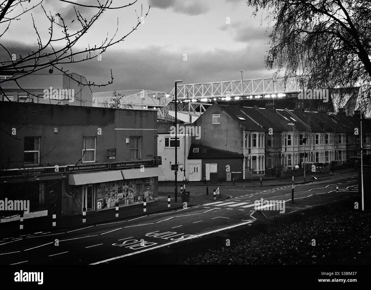 Lansdown stand hi-res stock photography and images - Alamy
