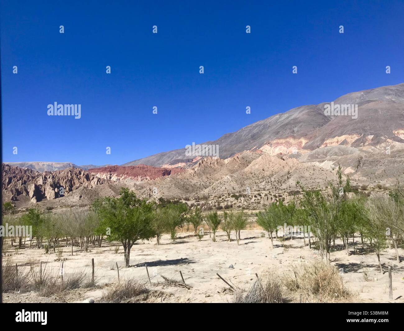 Desert colors hi-res stock photography and images - Alamy