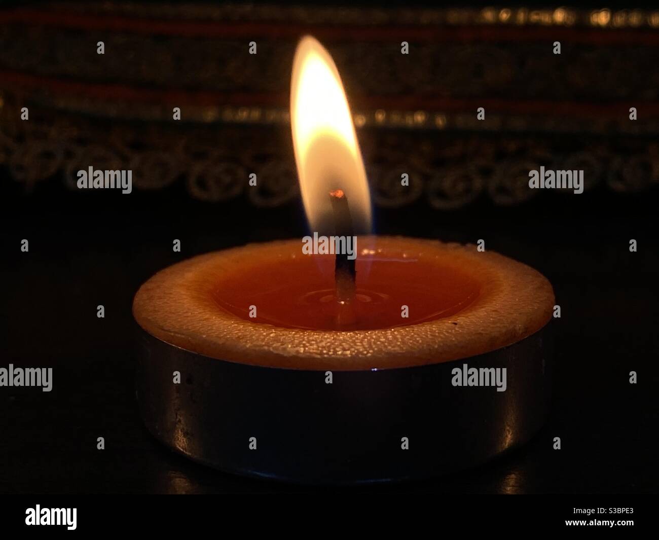 Chinese diya hi-res stock photography and images - Alamy