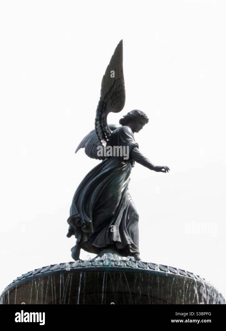 Bethesda angel statue in central park hi-res stock photography and ...