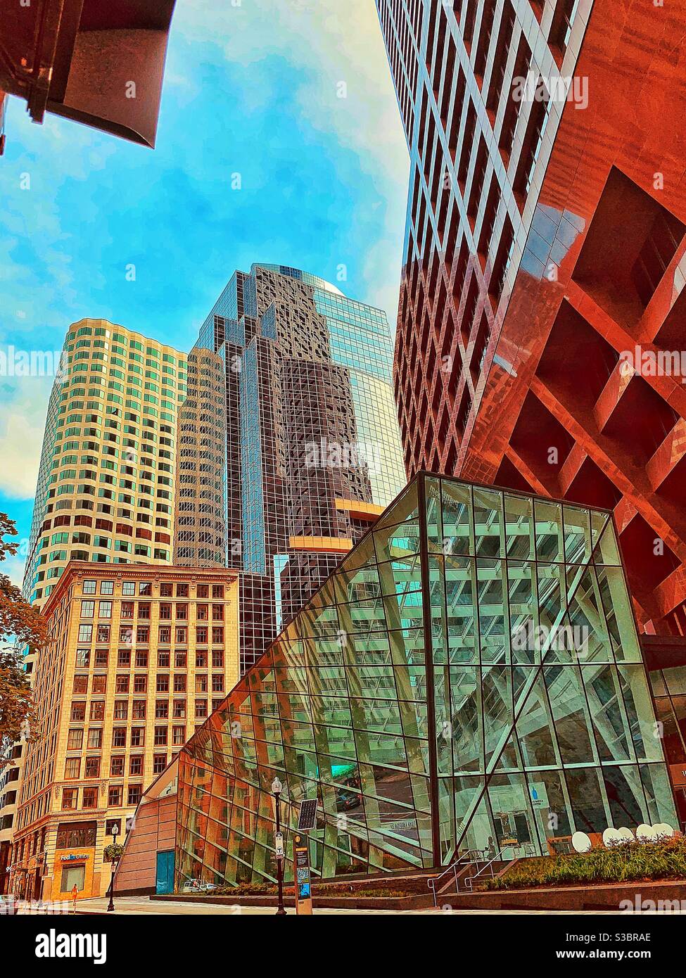 Modern building in boston smartphone stock photos and images - Alamy