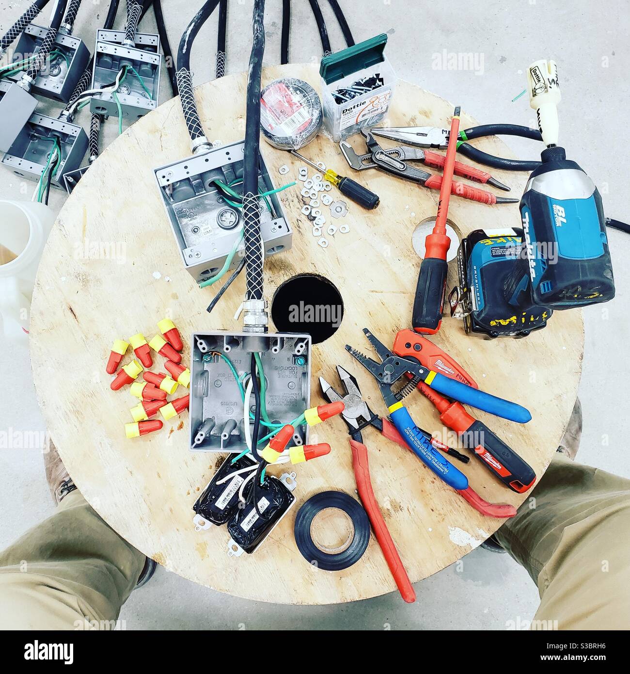 Electrical Hand Tools List