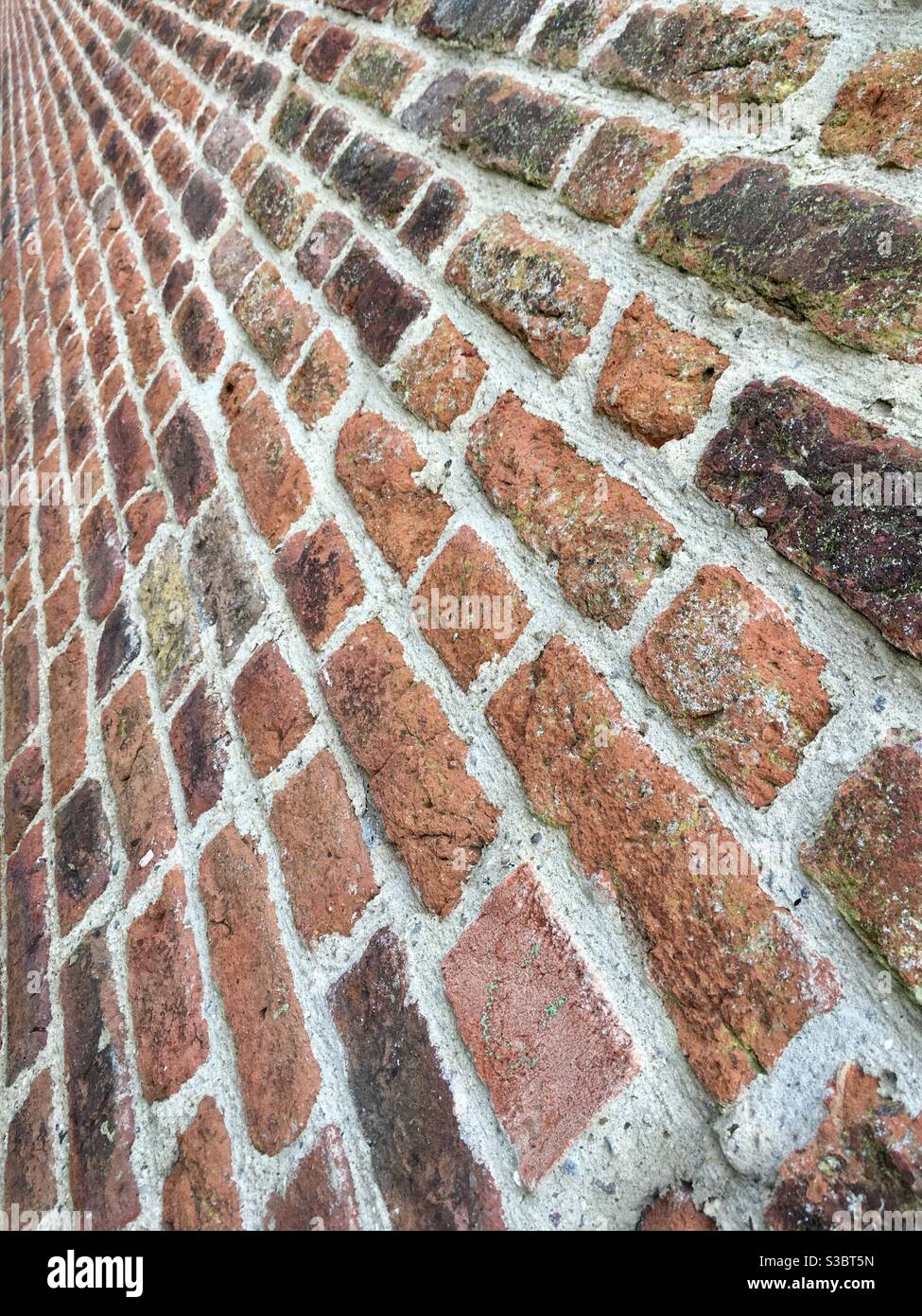 Angled brickwork hi-res stock photography and images - Alamy