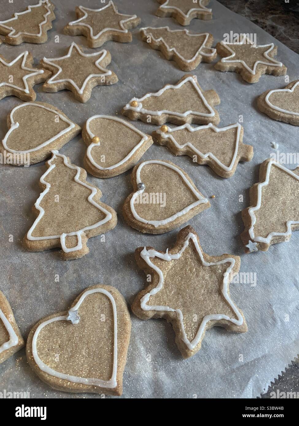 Spice biscuits hi-res stock photography and images - Alamy